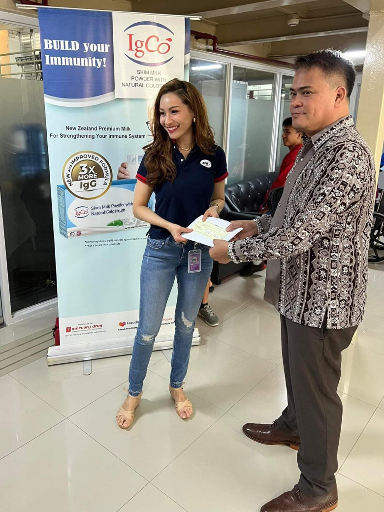 Pilipinas Sambo gets 100K donation from Pinay lady trader | News Fort - Your choice for NEWS