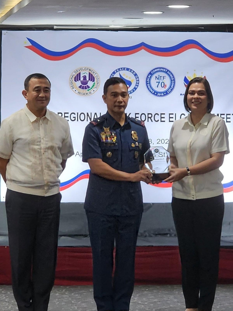 PRO 11 receives 'Gawad Parangal Award' | News Fort - Your choice for NEWS